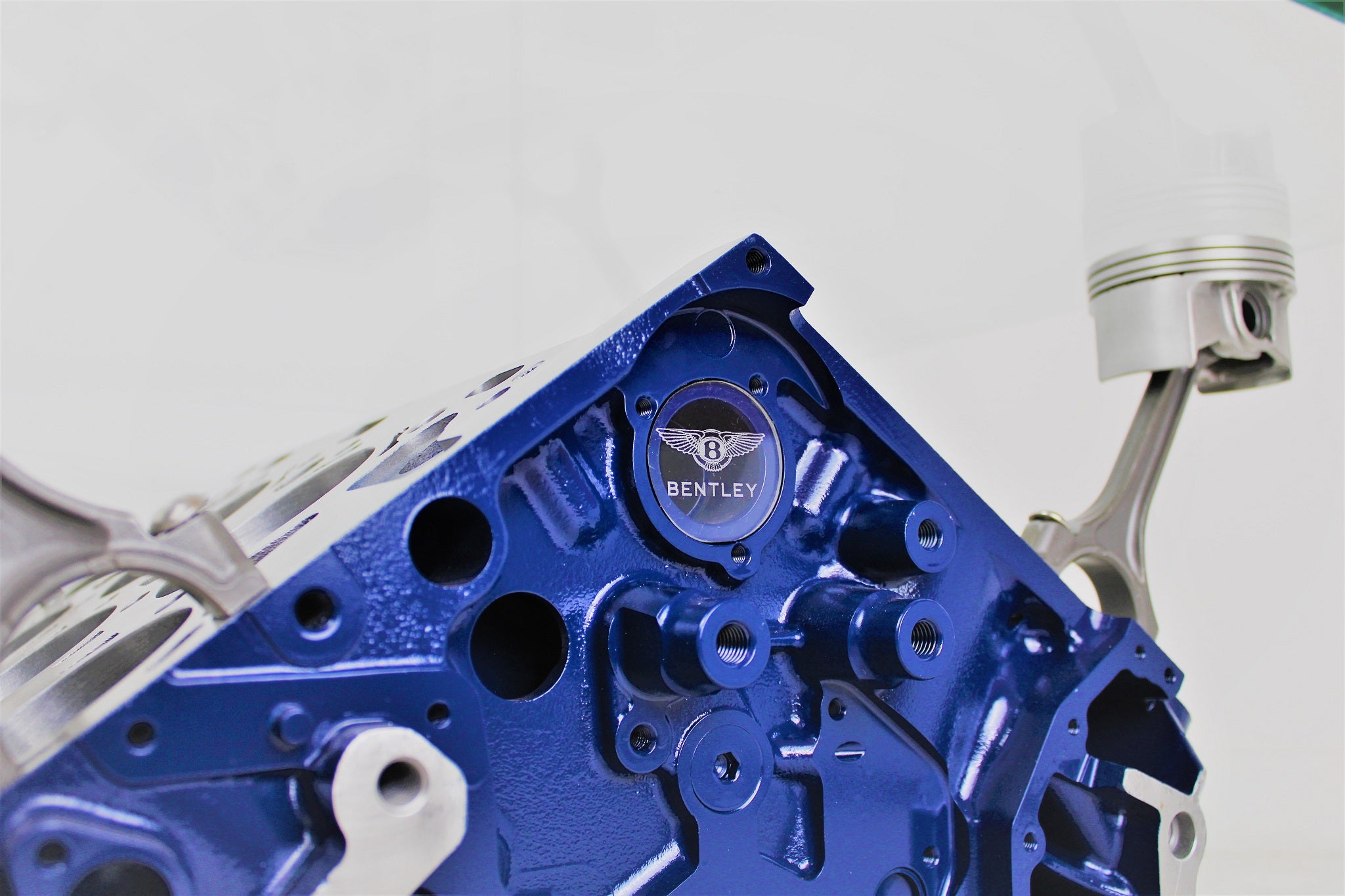 Bentley Engine Block Coffee Table - Genuine Bentley W12 Motor, Man Cav ...